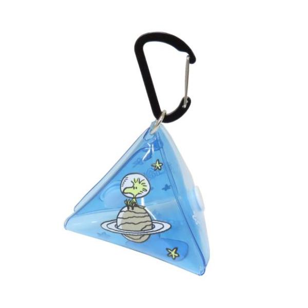 毎日使うものだからこそこだわりを 大人可愛い女性向け雑貨大人気[PEANUTS/SNOOPY]グッズにまたまた可愛いnewアイテム登場こちらはかわいい[テトラポーチ]スナップボタンを開ければフラットになります中身が見える透明素材がかわいいほ...