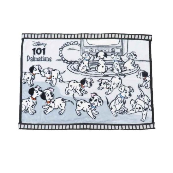 生活雑貨 寝具 ブランケット おしゃれ 一人暮らし 模様替え大人気ディズニーキャラクターのキュートなウォーマー雑貨シリーズこちらはふわふわの肌触りの[マイヤーブランケット]思わず頬ずりしたくなる気持ちいい肌触りであったかさもバッチリ。お部屋...