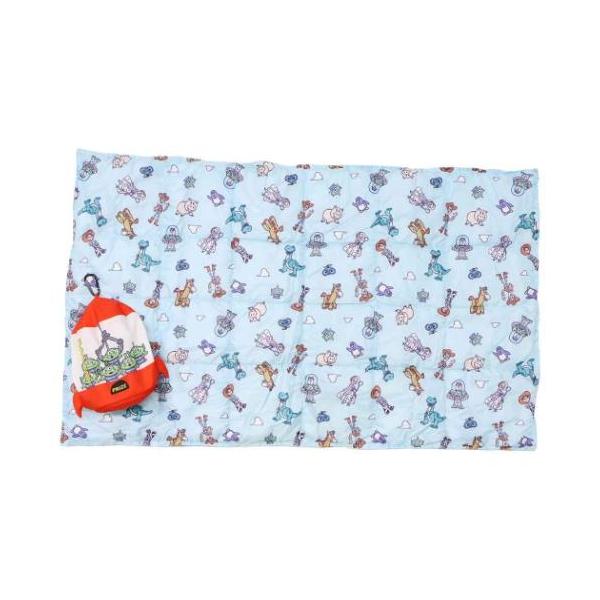 生活雑貨 寝具 ブランケット おしゃれ 一人暮らし 模様替え大人気ディズニーキャラクターのキュートなウォーマー雑貨シリーズこちらはふかふかの手触りの[ブランケット]軽量＆あたたかさもバッチリ。お部屋で使うのはもちろん、外出先などでも大活躍収...