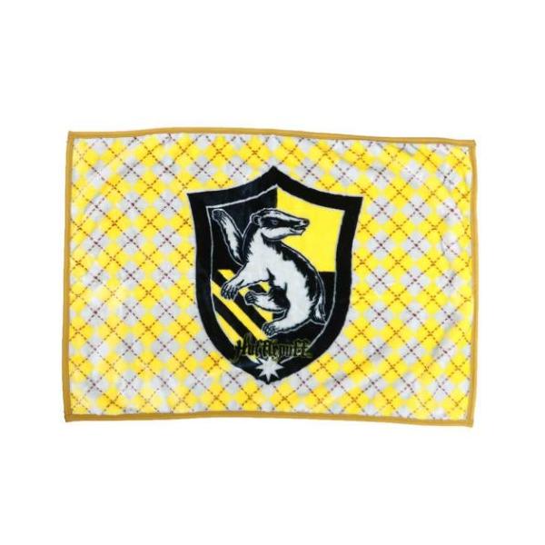 毎日使うものだからこそこだわりを 大人可愛い女性向け雑貨大人気ハリーポッターのキュートなウォーマー雑貨シリーズこちらはふかふかで肌触りバツグンな[マイヤーブランケット]毛足が長く毛布のような質感のひざ掛けです肩に羽織ったり、小さなお子様のお...