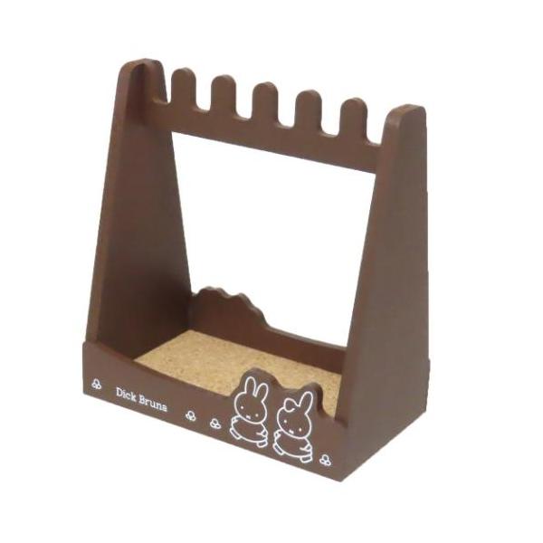 生活雑貨 おしゃれ 卓上 収納 雑貨 小物 ギフトにディックブルーナの人気絵本[miffy/ミッフィーちゃん]グッズにまたまた可愛いnewアイテム登場こちらは鍵やアクセサリーの保管にぴったりな[キーフック付きボックス]底はコルク素材でやさし...