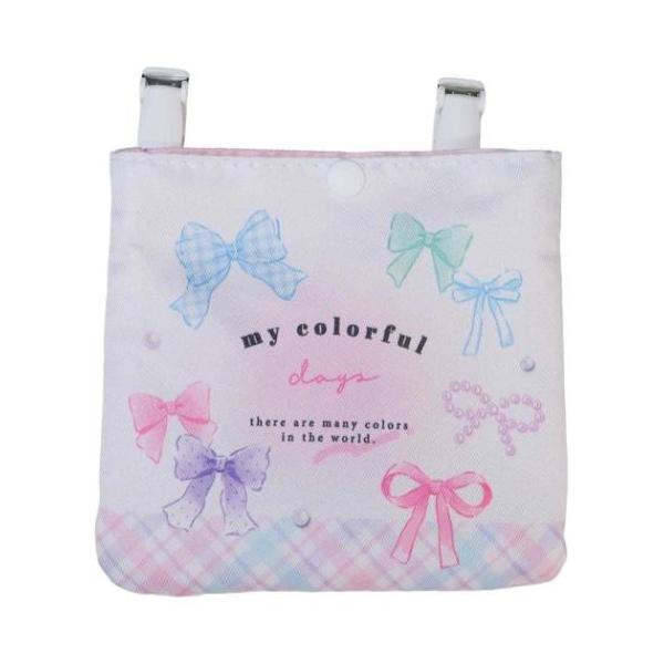 おしゃれ毎日が楽しくなるキュートな雑貨が登場こちらはハンカチやばんそうこうなどを入れられる[マルチポッケライト]分けて収納できる裏面ポケットスナップボタンで大きく開いて使いやすい！他にもいろいろありますのでお気に入りを見つけてくださいサイズ...