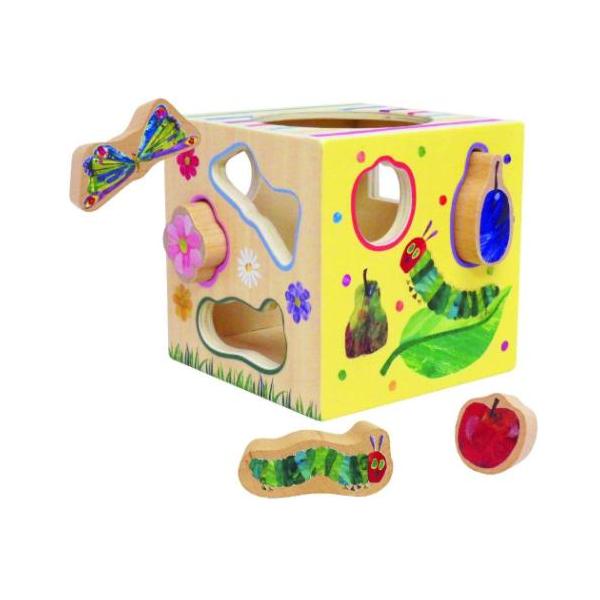 かわいい雑貨や生活用品いろいろプレゼントにもぴったり大人気絵本[はらぺこあおむし]がかたちあわせキューブになって登場！いろんな色や形のブロックが9ピースセットされています。4つの側面にはにぎやかなイラストが描かれており、木の温もりを感じなが...