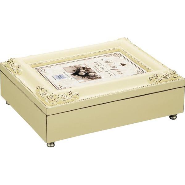 「取寄品」 結婚・出産・新築祝いの定番。おしゃれな写真フレームみつかる古くて新しい…そんな不思議な感覚の「アンティークスタイル フォトボックス」ジュエリーや時計、ポストカード・写真などを収納できるスペースがあって、上部にはお気に入りの写真が...