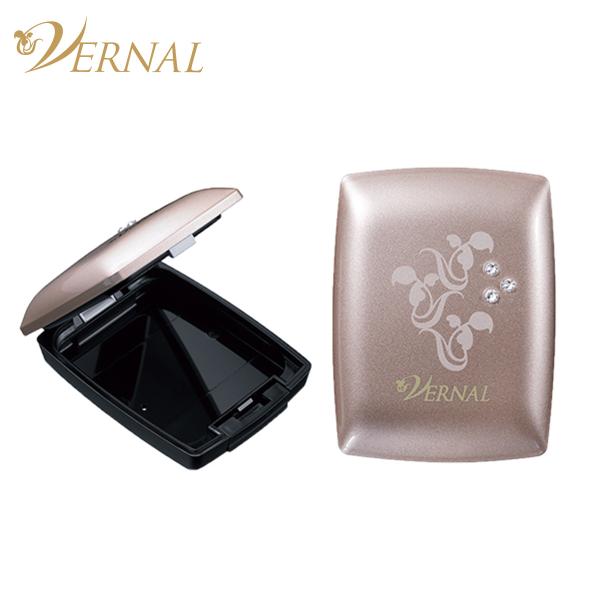 シルキーリッチファンデーション(レフィル)専用ケース。シルキーリッチファンデーションはケースとのセットをご用意しておりません。初めてシルキーリッチファンデーションをご使用いただくお客様は、こちらの専用ケースも合わせてお買い求めください。※新...