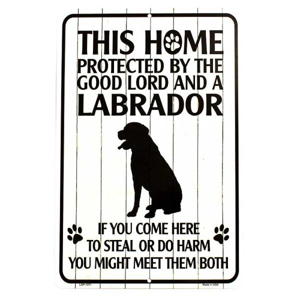 かわいい愛犬のインテリア♪屋外でも室内でも飾っていただけるアメリカ製のプレートです★直輸入の格安価格でご紹介中！詳しくは商品説明欄をご覧ください。ラブラドール 雑貨 PROTECTED BY THE GOOD LORD AND A LABR...