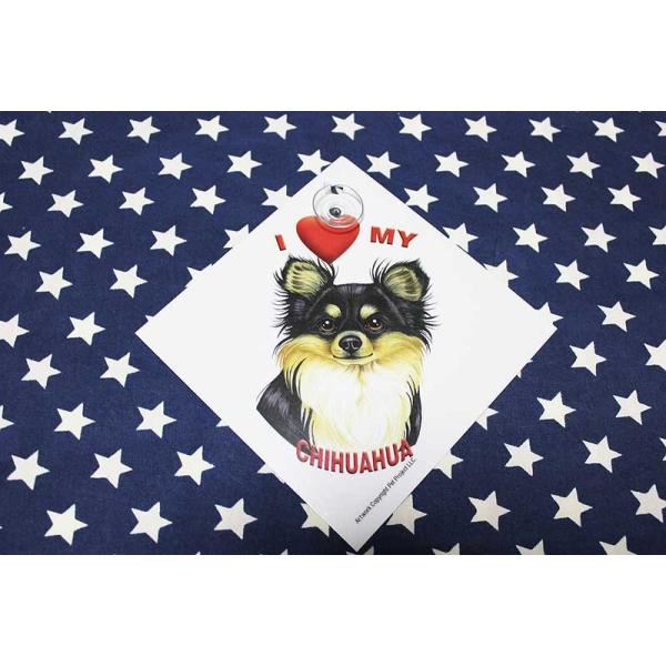 アメリカ直輸入のアメリカのメーカーさんのワンちゃんグッズです★吸盤が付いていますので窓やガラスなどにくっつけて飾っていただけます♪こんなグッズで家族である愛犬をアピールしてみませんか！？★詳しくは商品説明欄をご覧ください。チワワ 雑貨 吸盤...