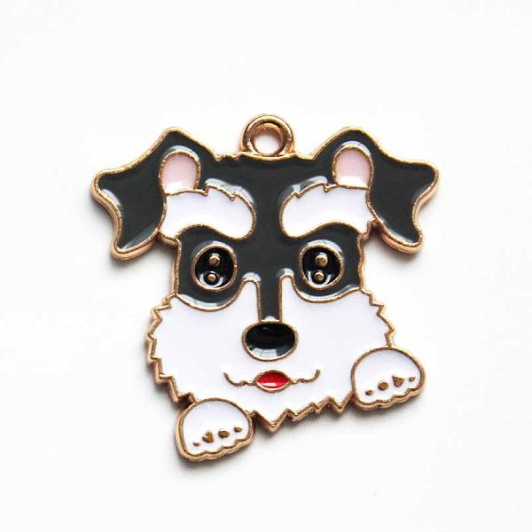 ３個セットならちょっぴりお得！！かわいいシュナウザーのメタル製のパーツです★チャームとしてキーホルダーをアレンジしたりアクセサリー用のパーツとして手芸のパーツなどなどにアイディア次第で色々と使っていただけます★あなたもこんなアイテムでさり気...