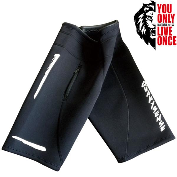 『どんなマリンシーンでも活躍間違いなしのエアネオプレンショーツは毎シーズン即完売の商品の一つです』ウエットスーツと同じ素材(ネオプレン)のボードショーツです。内もも部分は、小さな穴がたくさん開いたエアプレンという通気性・通水性に優れた素材を...