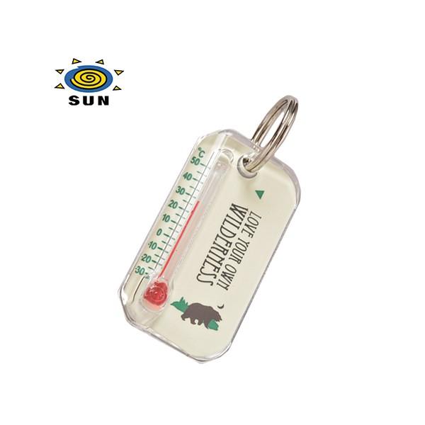 SUN COMPANY サンカンパニー ルマジップ エイアンドエフはジッパーの止め具やキーホルダーなどに付けておける温度計付きキーホルダーです。裏面には風速と温度から算出する、ウインドチルの表がついています。蓄光タイプ。サイズ：5×2.5c...