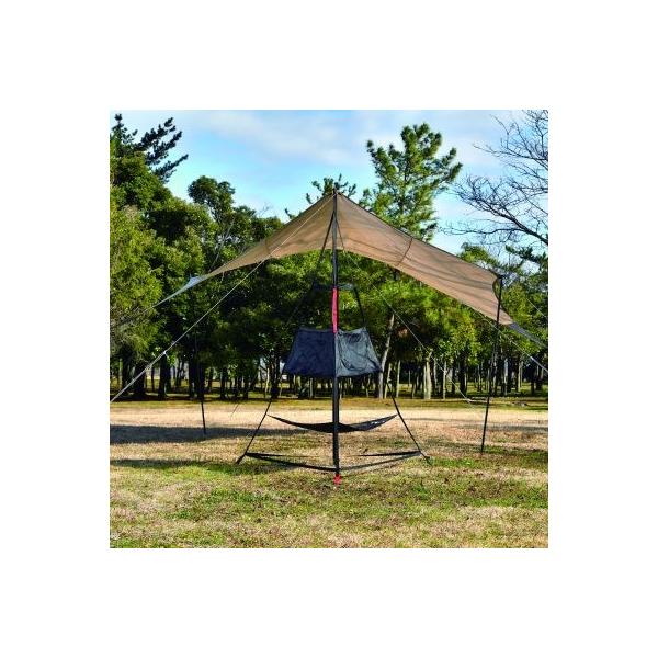 畳める便利なラックで、散らかりがちなサイトを美しくメッシュBOXが付いてリニューアル240cm、260cm、280cmのポールに対応するため、3つのグロメットをご用意ファスナー付きのメッシュボックス食材の保護ができます。サイズ：ペグダウン間...