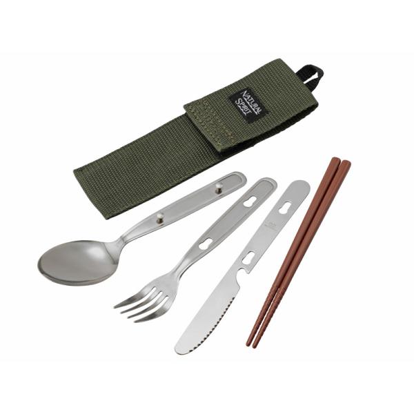 ナチュラルスピリットの定番、スプーン、フォーク、ナイフ、箸のカトラリー4 点セットがリニューアルしました。コストパフォーマンスに優れており、便利な携帯用ケースが付属します。登山にキャンプ、BBQ やボーイスカウト、防災グッズなど様々な場面で...