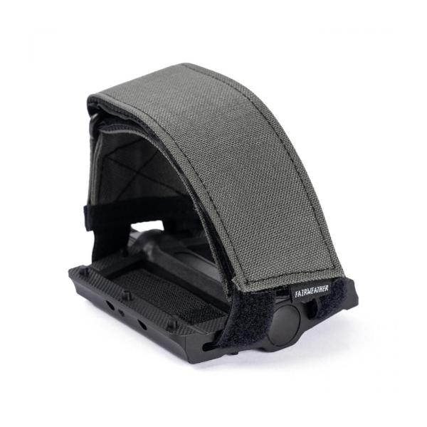 快晴、晴天という名のブランド "FAIRWEATHER/フェアウェザー" のペダルストラップです。トゥークリップを必要としないイージーフィットなベルクロタイプ。従来モデルよりも幅広になったことにより、スキッドなどの引っ張る動作時にもガッチリ...