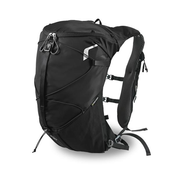 デイハイクに最適なファストパッキングモデル。ALL-ROUND MODEL人気モデルのRUSH 20がフルリニューアル。さらに背負いやすく、ポケット類の使い勝手もアップデートしました。日帰りからオーバーナイトまでマルチに活躍するパックです。...