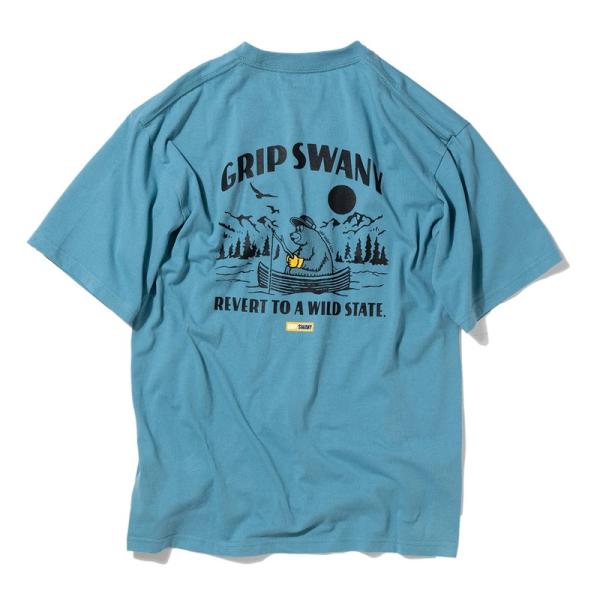 オープンエンド糸の天竺を使用したショートスリーブTシャツです。空紡糸特有の粗野感とざっくりした風合いを楽しめます。GRIPSWANYBOXLOGOが左胸に、人気のBEARグラフィックがバックプリントされています。Sサイズ:身丈66肩巾45身...