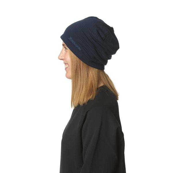 高品質のメリノウールを使用した柔らかく暖かなビーニーです。メリノウールを格子状の構造にした生地のSolid Gridmerinoは中に空気の層を作り、保温性と通気性を両立、そして透湿性と速乾性にも優れています。Solid Gridmerin...