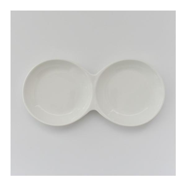 『商品情報』★ダブルペットフードプレート★商品ID：145003444型番：15-190705-pet-01高さ：約2.6cm直径（片方）：約12.3cm容量（片方）：約130ml【注意事項】    画像はあくまでも参考となり、写真ではホワ...