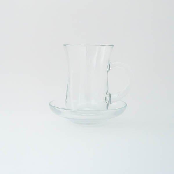 『商品情報』【ソーサー】直径：約10.2cm高さ：約2.5cm【カップ】直径：約6.5cm底直径：約4.0cm高さ：約9.5cm容量（満水）：約140ml素材：ソーダーガラス原産国：トルコ※ブランドは、トルコ最大のガラス産業パシャバチェ社で...