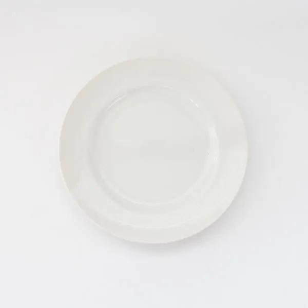 『商品情報』★21cmリムプレート★直径：約21.0cm高さ：約2.0cm※食洗機、電子レンジご使用可能です。※オーブン、直火はご使用になれません。【注意事項】・画像はあくまでも参考となり、写真ではホワイトレベルを現物同様に写すことができま...