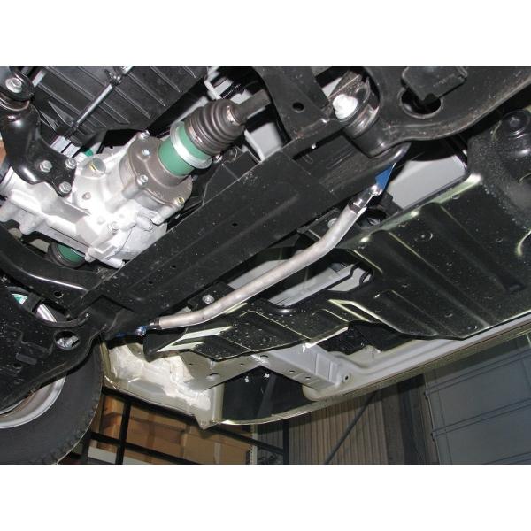 【納期確認をお願いします】ほとんどが受注生産で通常期2〜3週間程度かかるようです。　繁忙期はさらに1〜2週間余分にかかる場合があります。【商品コード】DA0380-LOF-00【適合車種】適合車種： ダイハツ ハイゼットトラック型式： S5...