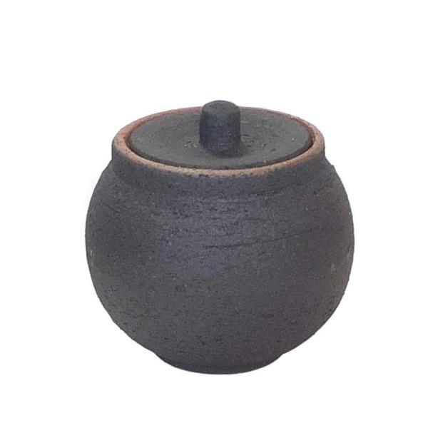 【商品名】　風景ドットコム へちもん 塩壺 小 黒 日本製 【商品説明】　・?M?y??(?????????E????)・?d??:150g・?e???180ml・????F????・???a80mm?~????80mm 【サイズ】　高さ ...