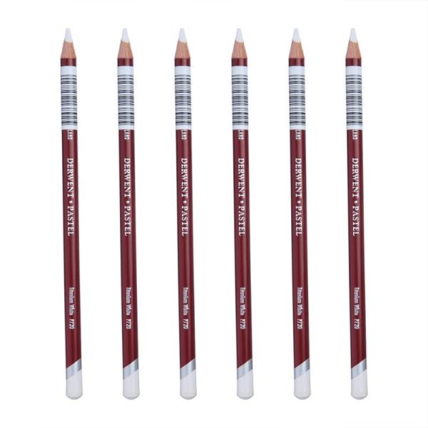 【商品名】　Derwent ダーウェント 色鉛筆 パステルペンシル チタニウムホワイト P720 ケース6本入り 2300301 【商品説明】　・イギリス最高品質ブランドのパステル鉛筆・カラフルで鮮やかな色合い・ペンシルタイプなので手が汚れ...