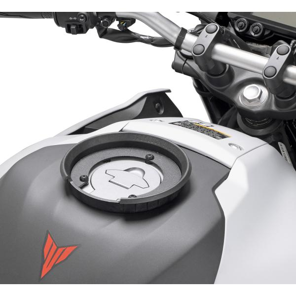 TANKLOCKタイプのタンクバッグを装着するアタッチメントです適合車種Yamaha    MT-03 20-適合以外は他の品番で適合する場合が有りますのでお問合せ下さい取り付け画像はイメージでタンクバッグは付属しません