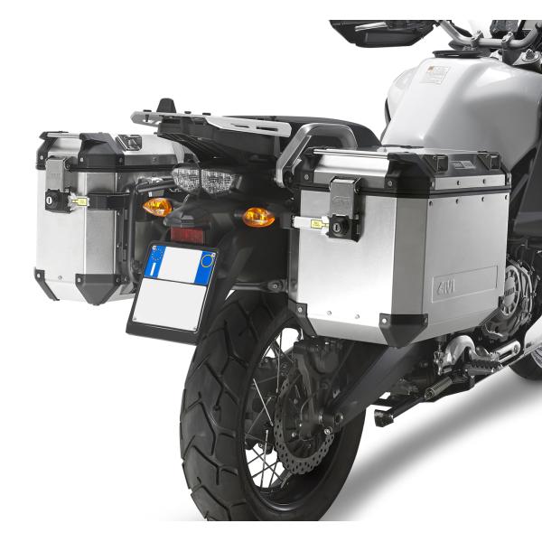 左右セット　３セイムキー付き容量：右48/左37リットル(1ケース)左サイドにサイレンサーのあるXT1200Z Super Tenere 等に適合しますカラー：シルバー上蓋脱着可能大型トップケースを同時装着する際は蝶番を開放し、上蓋のスライ...