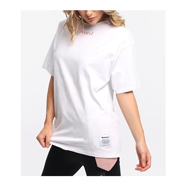 【商品名】エリーピストルELLY PISTOL× NON-VIOLENCE Tシャツ 【カラー】白【サイズ】サイズ表記 ： XS・ 肩幅52(平置) ・ 身幅52 ・ 袖丈21 ・ 着丈66【素材】画像参照【季節の目安】春夏【付属品】新品タ...