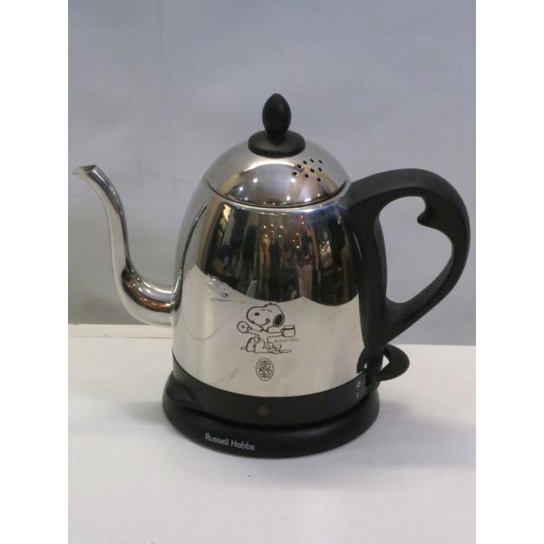 Russell Hobbs ラッセルホブス【商品名】電気ケトル スヌーピー PEANUTS コラボ 2025年製 7408JP【カラー】シルバー【商品説明】Russell Hobbs (ラッセルホブス)のベストセラーである電気ケトルとPEA...