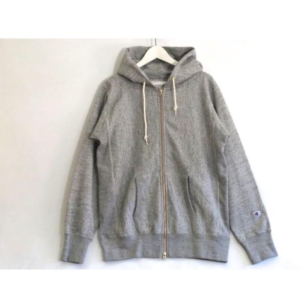 Champion チャンピオン【商品名】リバースウィーブ(R)ジップフーデットスウェットシャツ 25SS C8-Z102【カラー】杢グレー【商品説明】チャンピオンを代表する製法の「REVERSE WEAVE?（リバースウィーブ?）」。「三者...