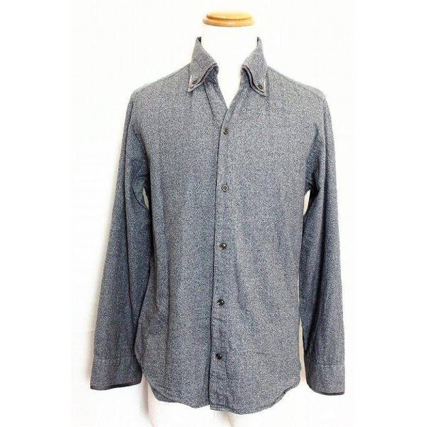 【商品名】Tenoras 長袖　ボタンダウン　カジュアルシャツ 【カラー】グレーミックス【サイズ】サイズ表記 ： L・ 肩幅(平置)43 ・ 身幅52 ・ 袖丈61 ・ 着丈70【素材】綿100％【季節の目安】通年【付属品】予備ボタン/【コ...