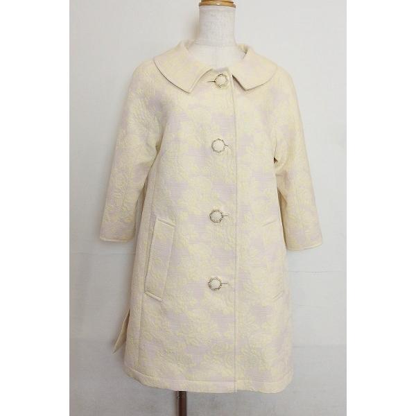 Peninsula ペニンシュラ【商品名】custom tailor 七分袖　バラ柄　コート 【カラー】クリームイエロー系【サイズ】サイズ表記 ： サイズ表記無し・ 身幅(平置)49 ・ ゆき丈62 ・ 着丈78【備考】両サイドにポケット有...