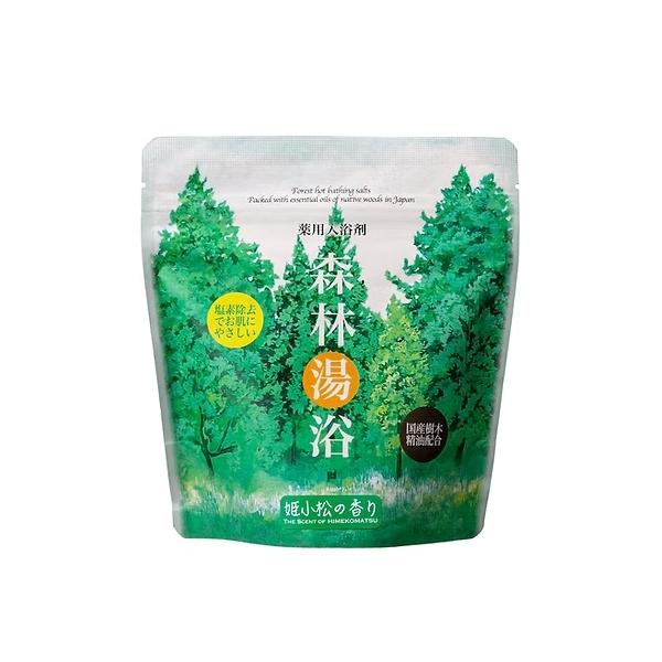 日本の森の樹木から抽出したエッセンシャルオイルを配合した薬用入浴剤です。清々しい森林の香りです。深森の息吹に包まれて、寛ぎのバスタイムをどうぞ！！姫小松は五葉松の一種で、他のマツ科に比べ、果物のような華やかな香りが特長です。成分にネロリドー...
