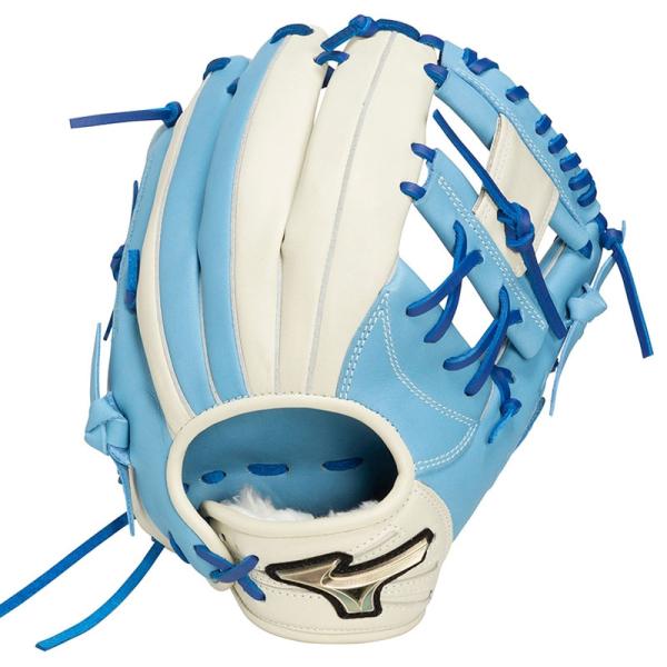 MIZUNO ソフトボール用グローバルエリートSELECT 内野手用／サイズ9 グローバルエリートの王道！■軽量感と馴染みやすさに優れた専用皮革。■操作性として受球面の面積が広く、手の平へのフィット感をより求めた基本型を採用。手を入れた際の...