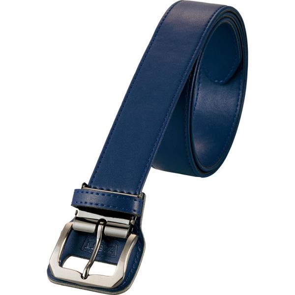 商品の説明シックで落ち着きのあるつや消しタイプ。ベルト本体のサイドを巻き込み縫製し、バックルはブラックニッケルメッキを採用する事で、ベーシックな高級感とカッコ良さを高めています。従来品よりも強度の強い芯材を使用する事で、耐久性を高め、長く使...