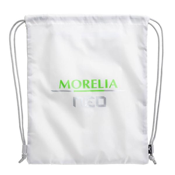 MIZUNO モレリアNEO ジムサックモレリアネオ新配色登場試合や練習の移動に便利なモレリアネオ限定アイテム。■サイズ：縦43cm×横35cm■カラー：01：ホワイト■素材：ポリエステル（裏加工PU）■質量：約70g■背負えるタイプ■仕切...