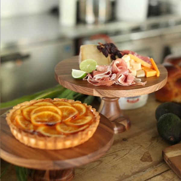 主役をより引き立たせる アカシアのコンポートACACIA WOOD COMPORT Mアカシア ウッド コンポート M品番:K20-0156M タイプ:M サイズ :H.92mm φ215mm 材質 :アカシア（ラッカー塗装） 原産国 :中...