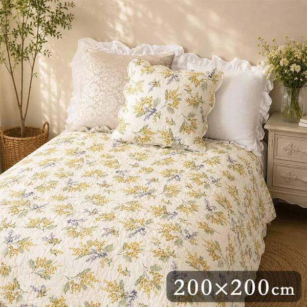 ミモザプランタンシリーズ マルチカバー 200x200cm 【サイズ(cm)】200×200【材質】綿100％【商品説明】ホワイトキルトに春を告げる花「ミモザ」をプリントした新シリーズ。ほんのり淡いホワイトベージュを散りばめました。裏側はホ...
