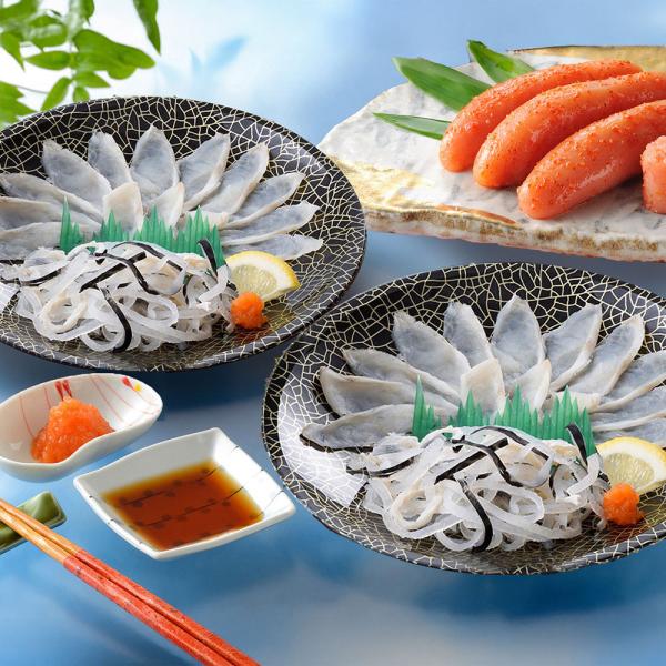 ふくの身を熱湯にサッとくぐらせた後、氷水に浸けることにより旨味を閉じ込めた真ふく霜降り刺身とコクのある辛さの辛子明太子を詰め合せにしました。