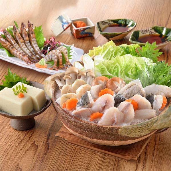 美味しさ溢れるふくちり鍋と、プリプリとした食感で甘味のある車海老の刺身セットです。とらふく白子を使用した風味豊かなふく白子豆腐とお好みの野菜を入れて、ふくのちり鍋をお楽しみください。車海老は鍋でしゃぶしゃぶにしても美味しくお召し上がりいただ...