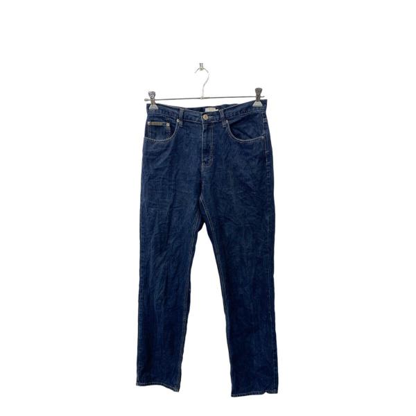 アメリカをメインに世界各地から直輸入する大阪、古着卸、古着屋DEN(デン)は、小売店を通さず、直接お客様へお届けできる為、激安卸価格となっております。さらに￥3,980以上お買い上げは送料無料です。