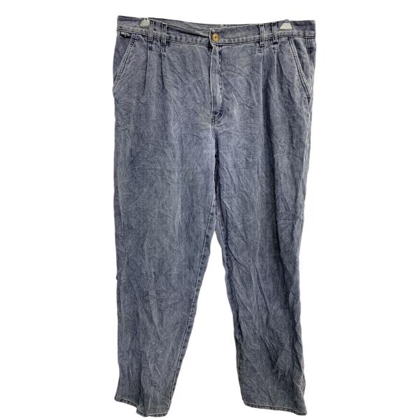 アメリカをメインに世界各地から直輸入する大阪、古着卸、古着屋DEN(デン)は、小売店を通さず、直接お客様へお届けできる為、激安卸価格となっております。さらに￥3,980以上お買い上げは送料無料です。