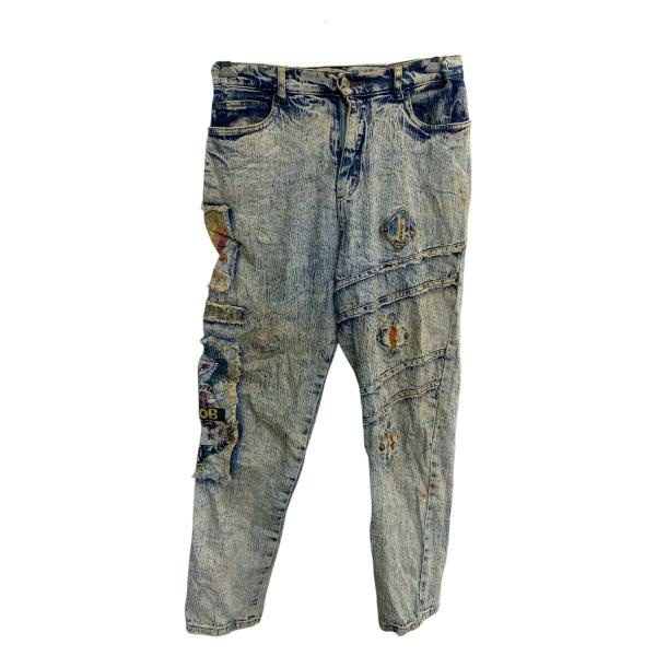 アメリカをメインに世界各地から直輸入する大阪、古着卸、古着屋DEN(デン)は、小売店を通さず、直接お客様へお届けできる為、激安卸価格となっております。さらに￥3,980以上お買い上げは送料無料です。