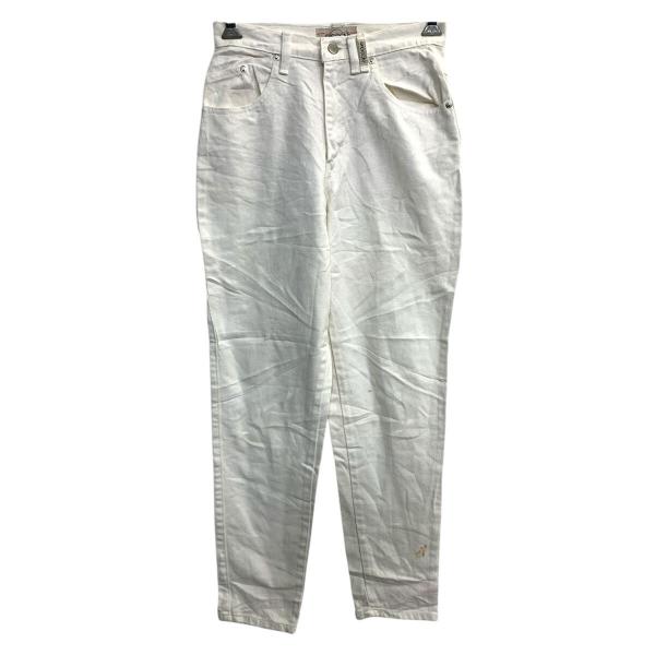 アメリカをメインに世界各地から直輸入する大阪、古着卸、古着屋DEN(デン)は、小売店を通さず、直接お客様へお届けできる為、激安卸価格となっております。さらに￥3,980以上お買い上げは送料無料です。