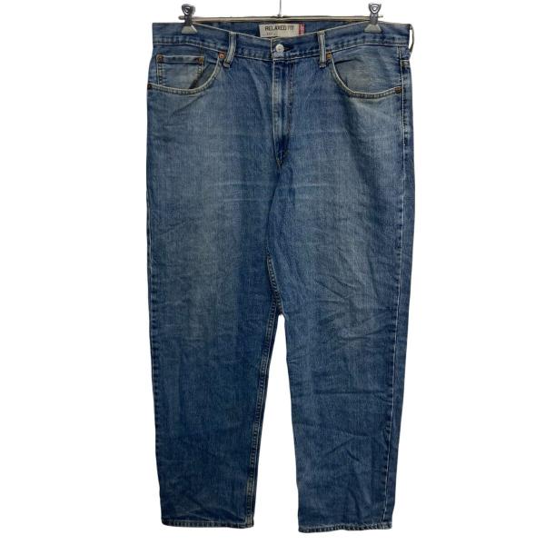 アメリカをメインに世界各地から直輸入する大阪、古着卸、古着屋DEN(デン)は、小売店を通さず、直接お客様へお届けできる為、激安卸価格となっております。さらに￥3,980以上お買い上げは送料無料です。