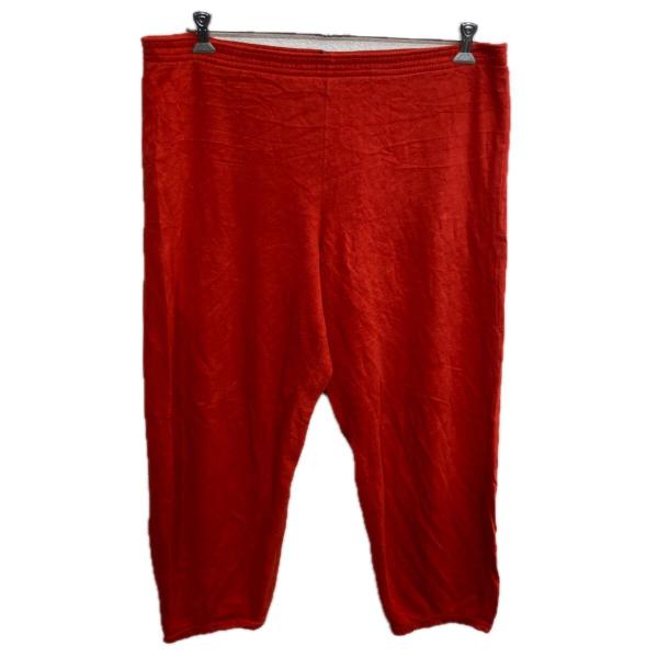 アメリカをメインに世界各地から直輸入する大阪、古着卸、古着屋DEN(デン)は、小売店を通さず、直接お客様へお届けできる為、激安卸価格となっております。さらに￥3,980以上お買い上げは送料無料です。