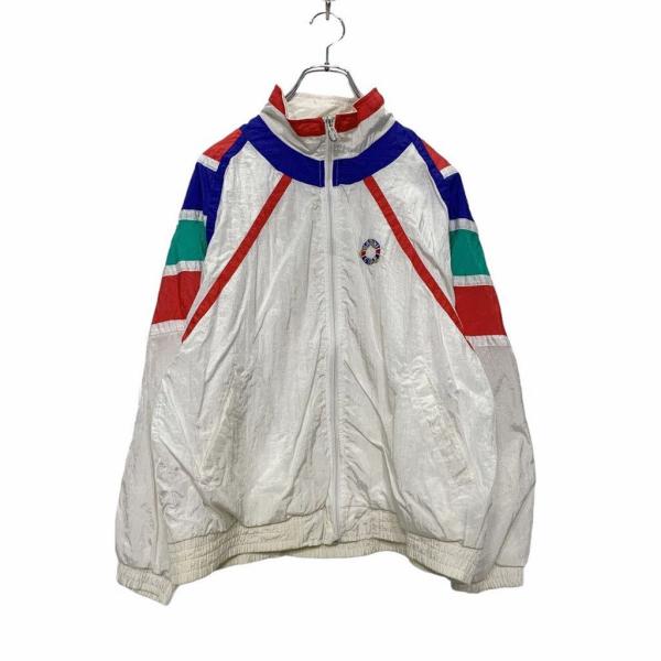 アメリカをメインに世界各地から直輸入する大阪、古着卸、古着屋DEN(デン)は、小売店を通さず、直接お客様へお届けできる為、激安卸価格となっております。さらに￥3,980以上お買い上げは送料無料です。