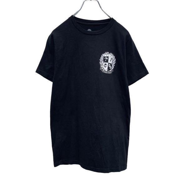 アメリカをメインに世界各地から直輸入する大阪、古着卸、古着屋DEN(デン)は、小売店を通さず、直接お客様へお届けできる為、激安卸価格となっております。さらに￥3,980以上お買い上げは送料無料です。