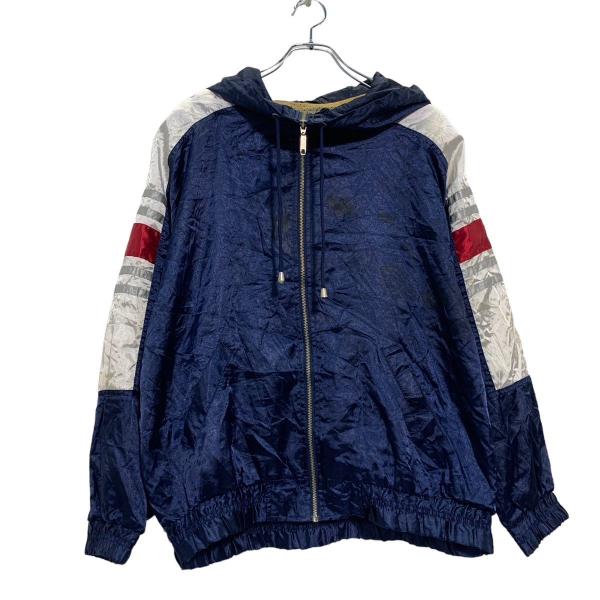 アメリカをメインに世界各地から直輸入する大阪、古着卸、古着屋DEN(デン)は、小売店を通さず、直接お客様へお届けできる為、激安卸価格となっております。さらに￥3,980以上お買い上げは送料無料です。